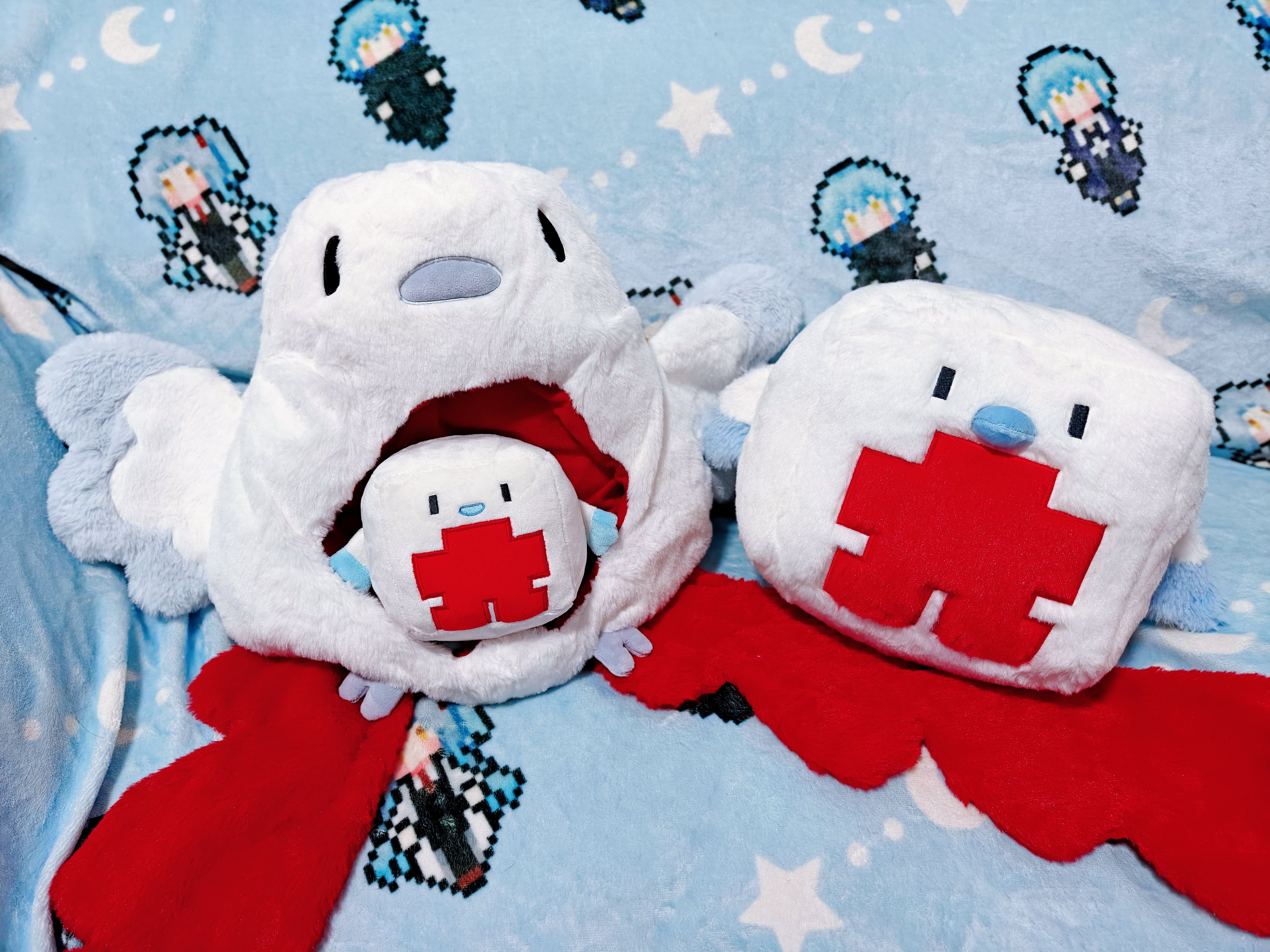 [Pre-order] Reopened: Birds Scarf &Punishing Birds Plush Dice – StarrToy